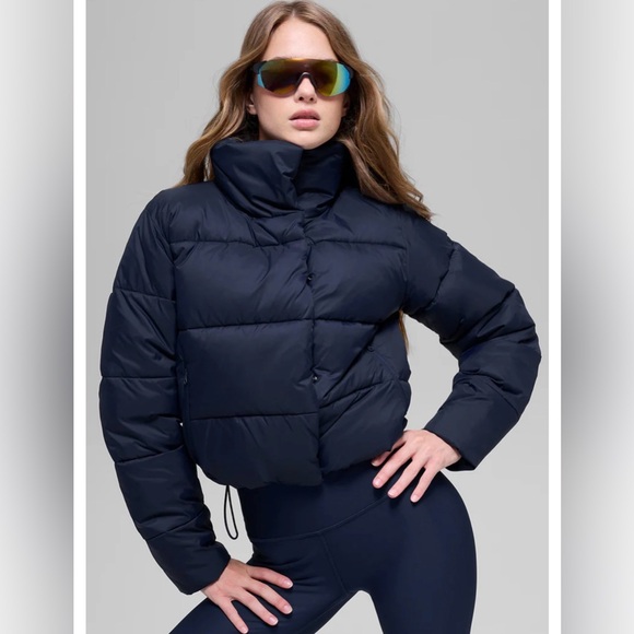 ALO Yoga | Jackets & Coats | Alo Gold Rush Puffer Authentic Nwt Size ...